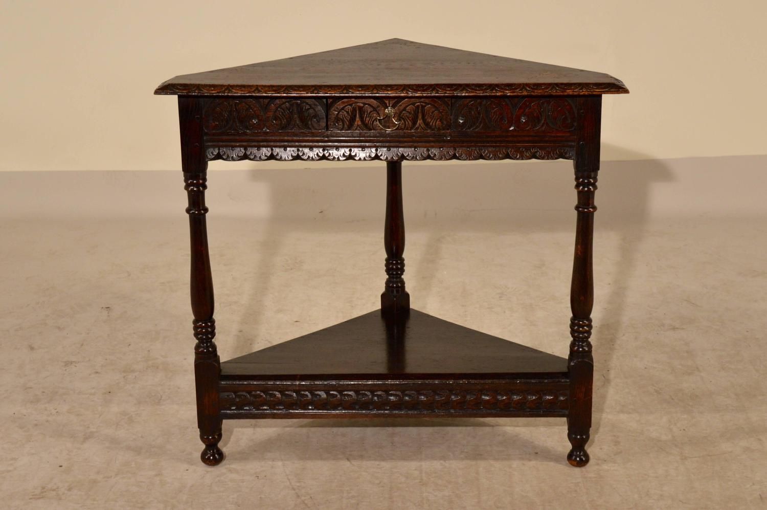 19th Century English Oak Corner Table For Sale at 1stdibs