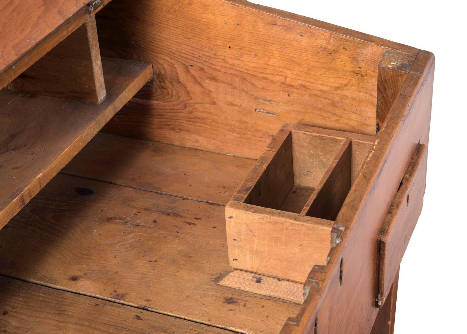 19th Century Primitive Americana Pine Desk For Sale at 1stdibs