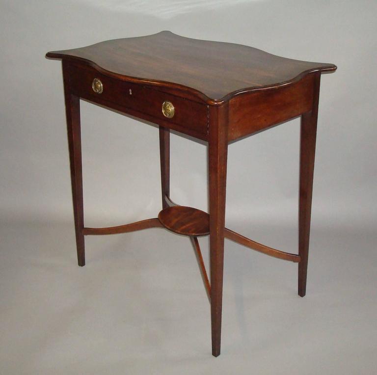 George III Mahogany Butterfly-Top Side Table in the Hepplewhite Manner ...