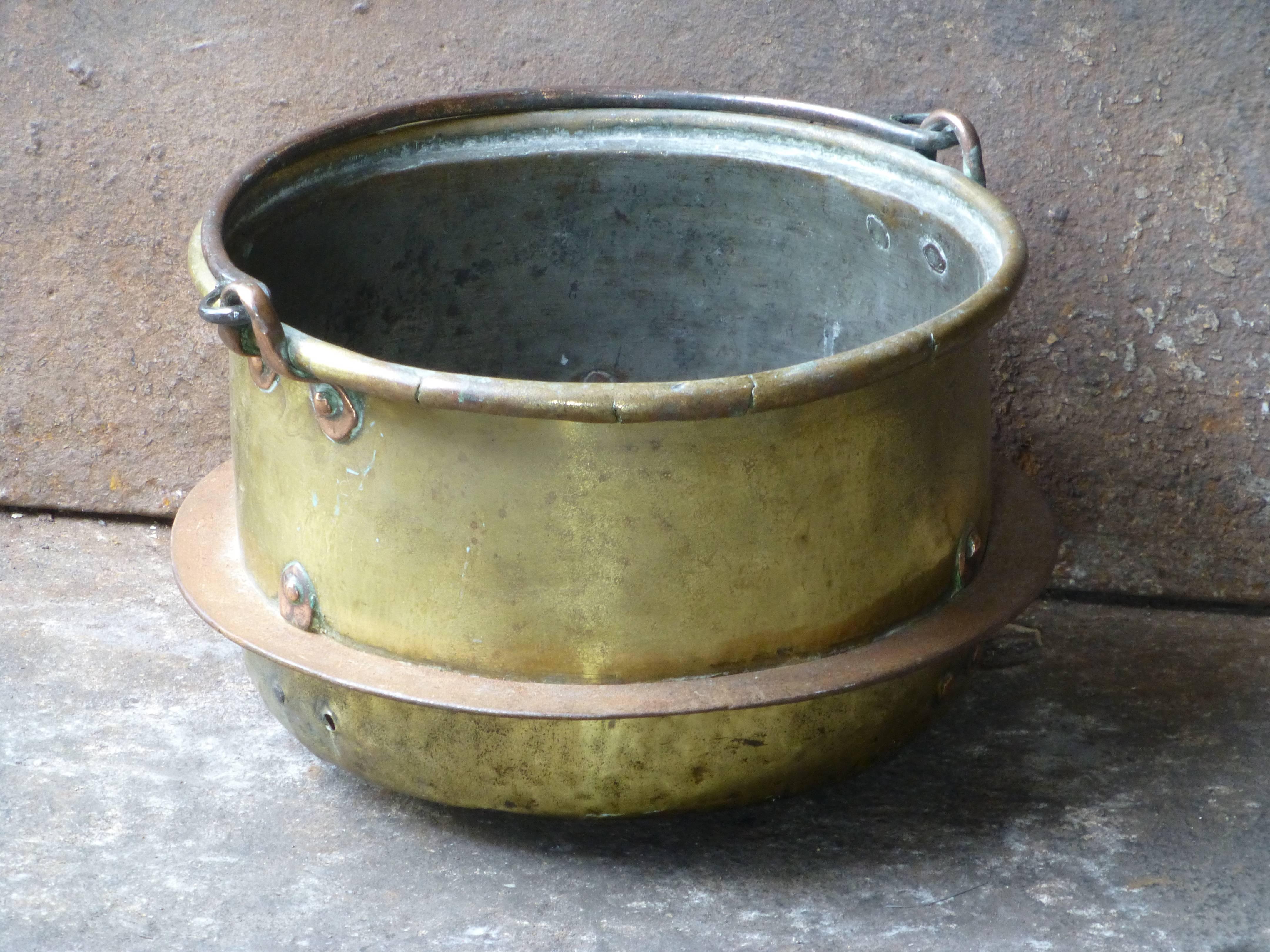 19th Century Dutch Log Basket or Log Holder For Sale at 1stDibs