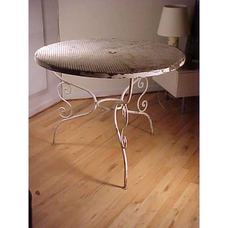 Vintage French Garden Patio Outdoor Wrought Iron Dining Dinette Table ...