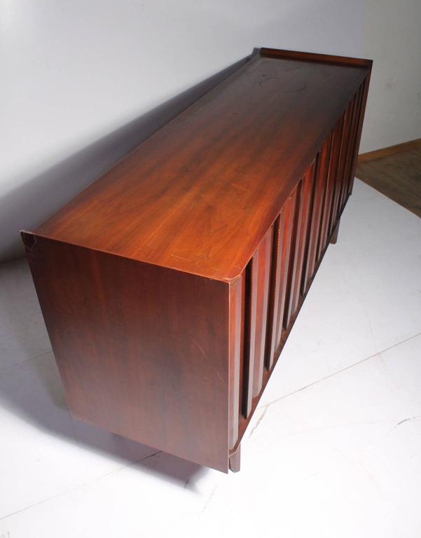 Lane Sideboard Cabinet Brutalist Period in style of Milo Baughman For ...