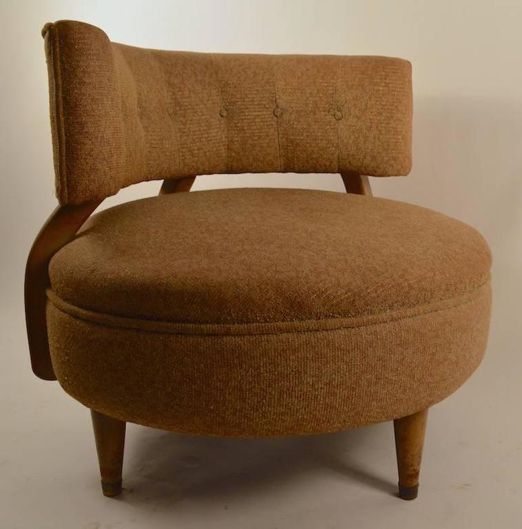 Round Mid-Century Lounge Chair at 1stDibs