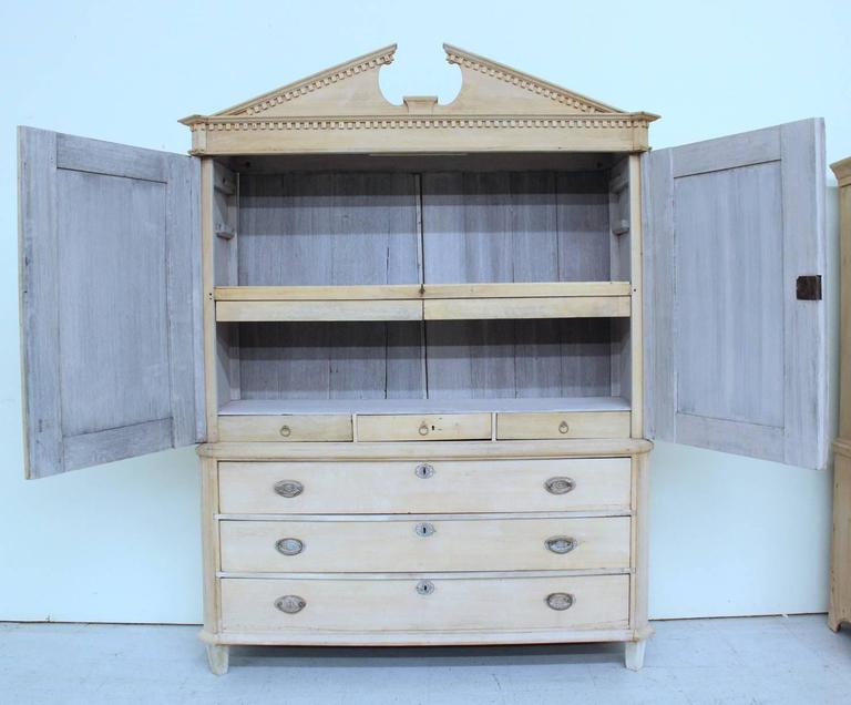 Dutch Neoclassical Linen Press Cabinet in Bleached Oak, 19th Century ...