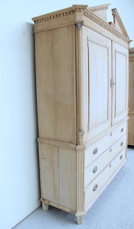 Dutch Neoclassical Linen Press Cabinet in Bleached Oak, 19th Century ...