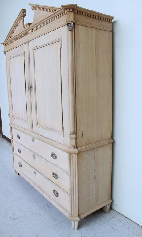 Dutch Neoclassical Linen Press Cabinet in Bleached Oak, 19th Century ...