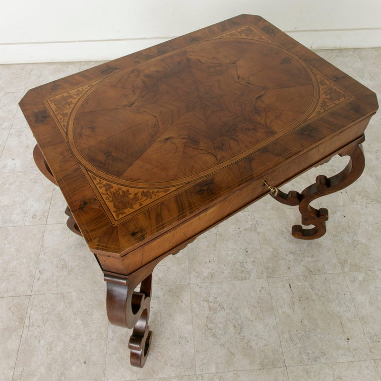 Rare 18th Century Italian Walnut Marquetry Money Changer''s Table ...