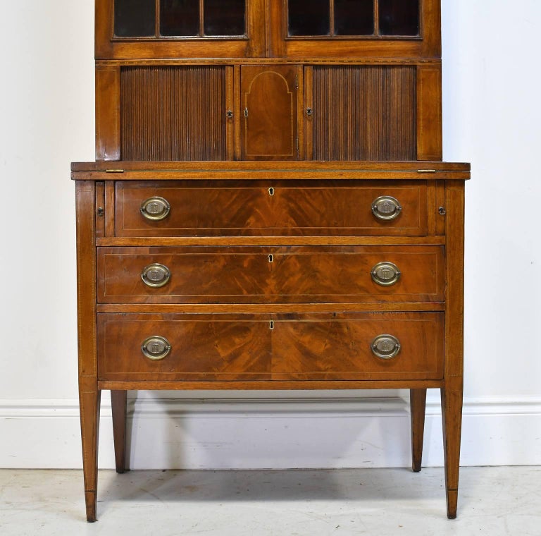Massachusetts Federal Hepplewhite Secretary with Bookcase in Mahogany ...
