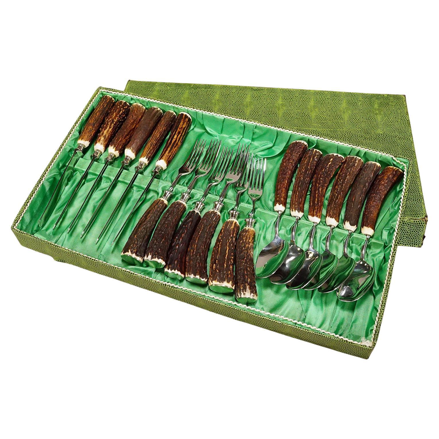 Vintage Stag Horn Carving Set Solingen, Germany For Sale at 1stDibs