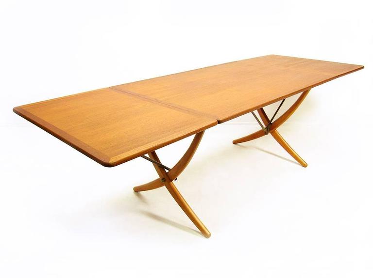 Sabre-Leg "AT-304" Dining Table by Hans Wegner at 1stDibs