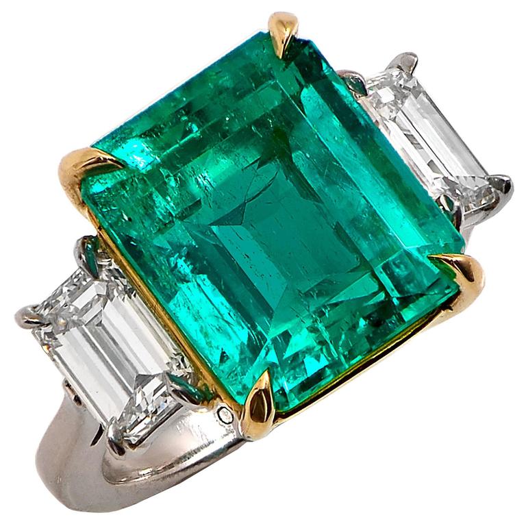 Vivid Diamonds 9.84 Carat Emerald Diamond Platinum Three-Stone Ring at ...