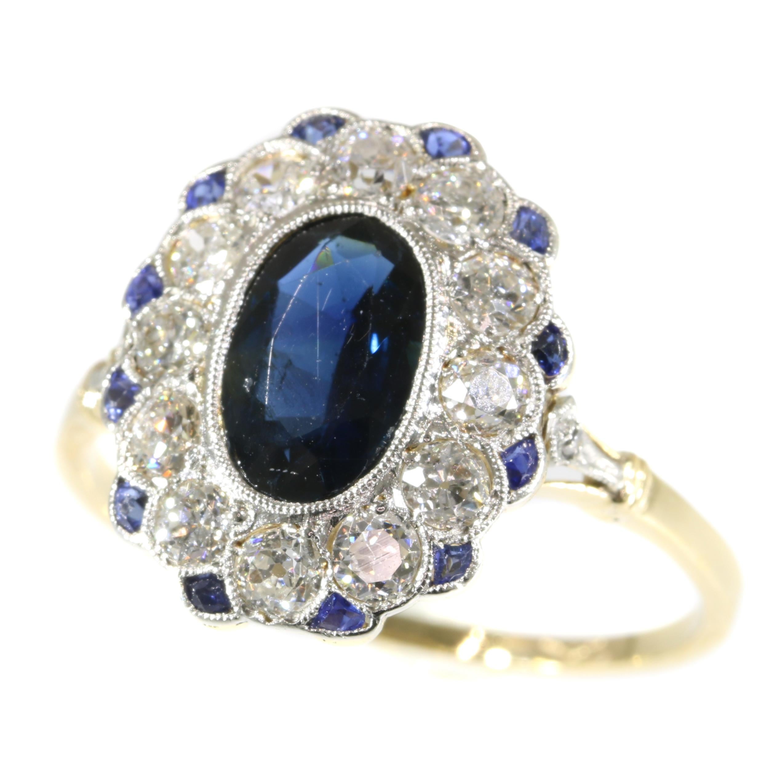 Most Elegant Diamond and Sapphire Lady Di Type of Engagement Ring For ...