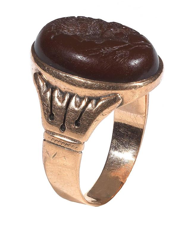 Antique Carnelian Gold Intaglio Ring at 1stDibs | carnelian intaglio ...