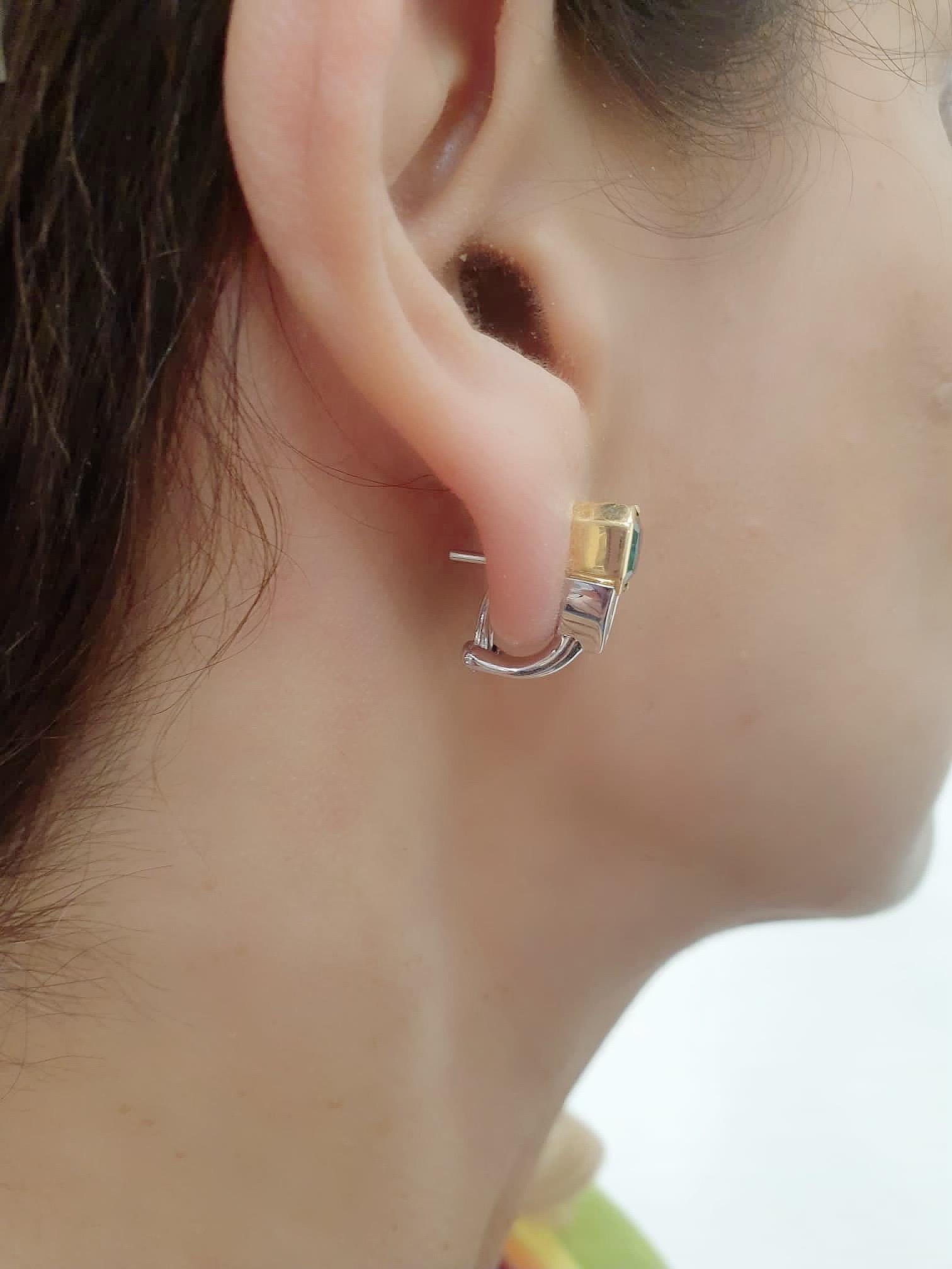 Colombian Emerald Earrings with Trillion-Cut Diamonds in 18 Karat Gold ...