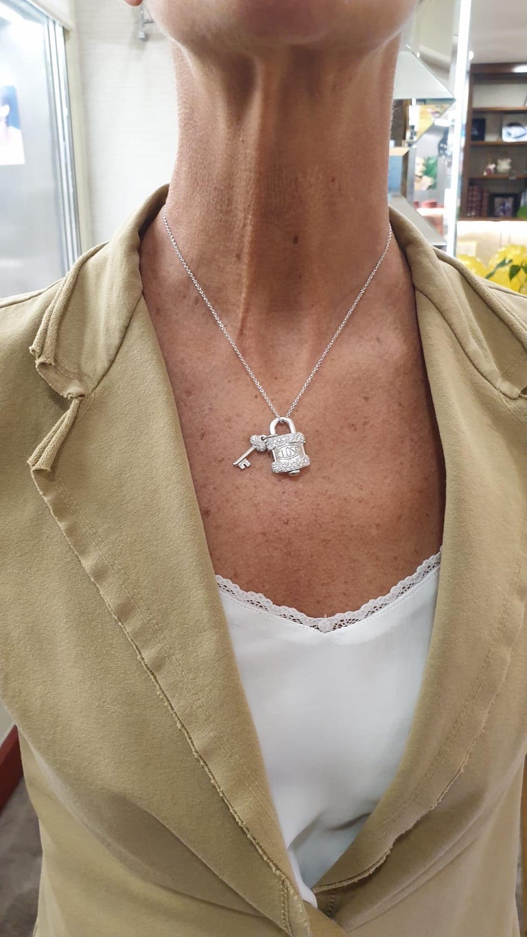 Crivelli Charm Link Lock Pendant or Closure 18 Karat Gold Diamonds Open ...