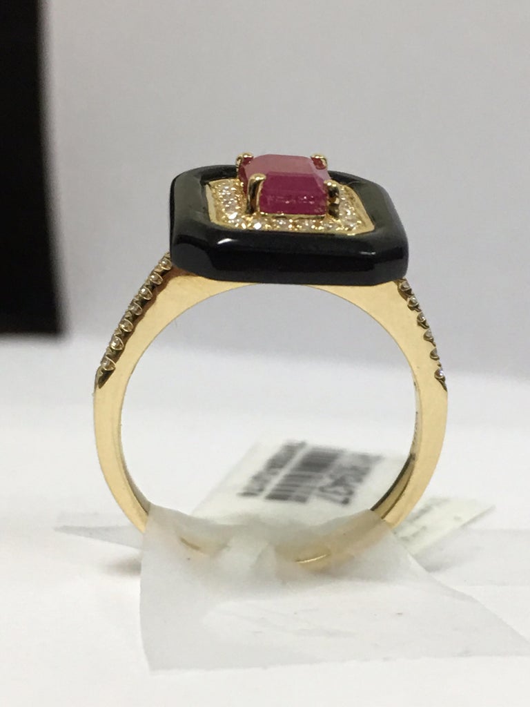 Ruby Diamond and Onyx Ring For Sale at 1stDibs