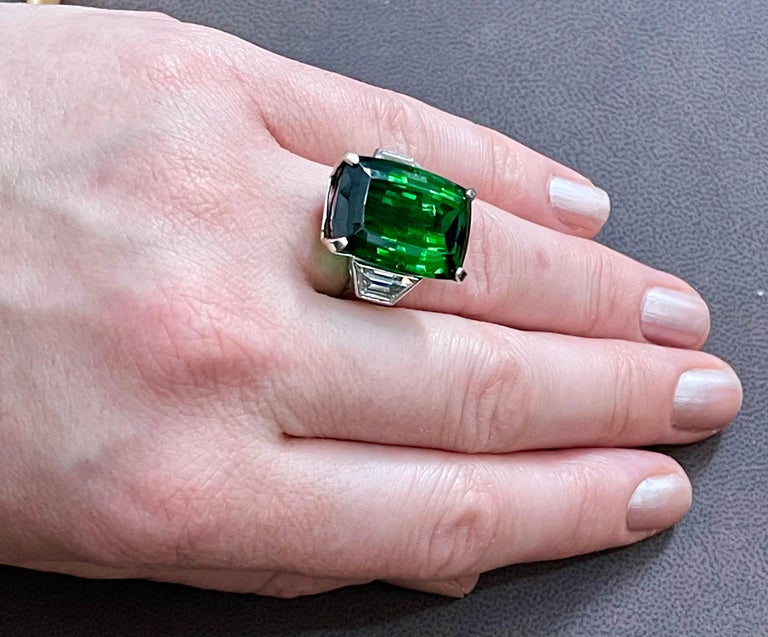29 Carat Green Tourmaline and Solitaire Diamond Cocktail Ring Platinum ...