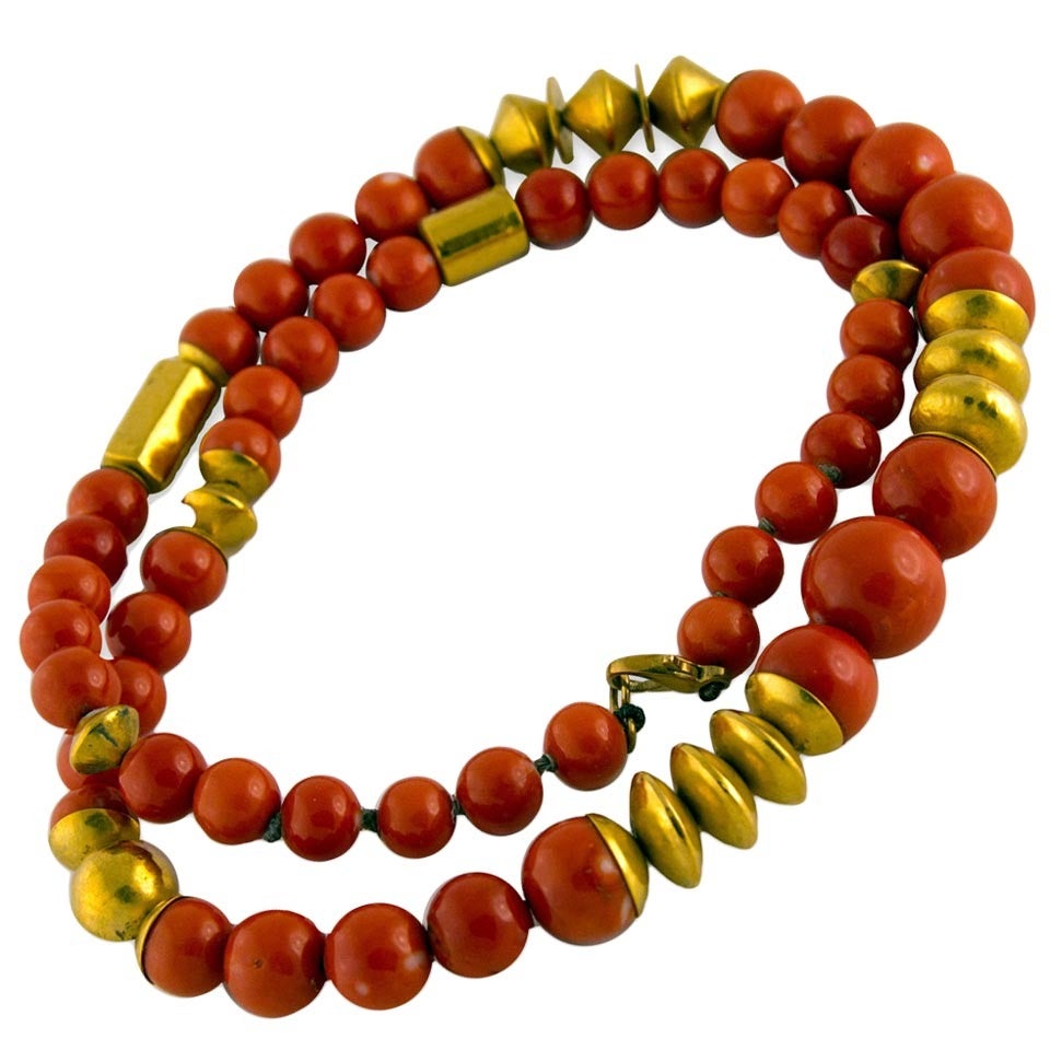 Fine coral gold necklace For Sale at 1stDibs