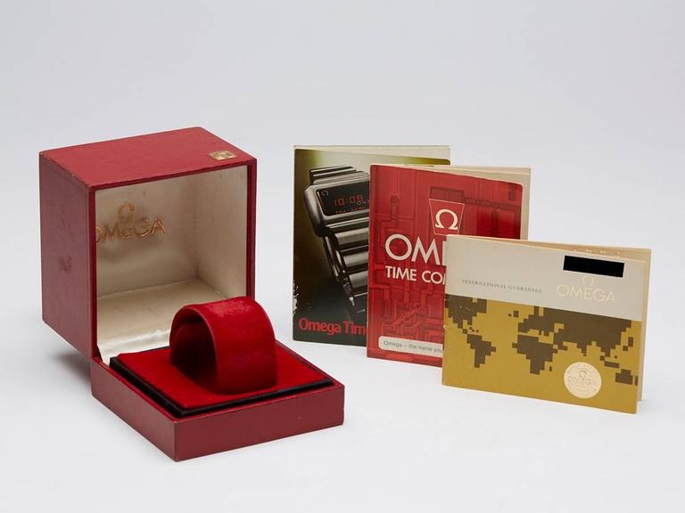 Omega Gold Plate Time Computer II Digital Display Quartz Wristwatch Ref ...