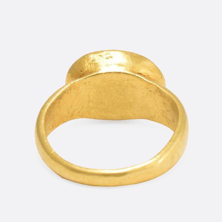 Ancient Roman Victoria Intaglio Gold Signet Ring at 1stDibs | roman ...