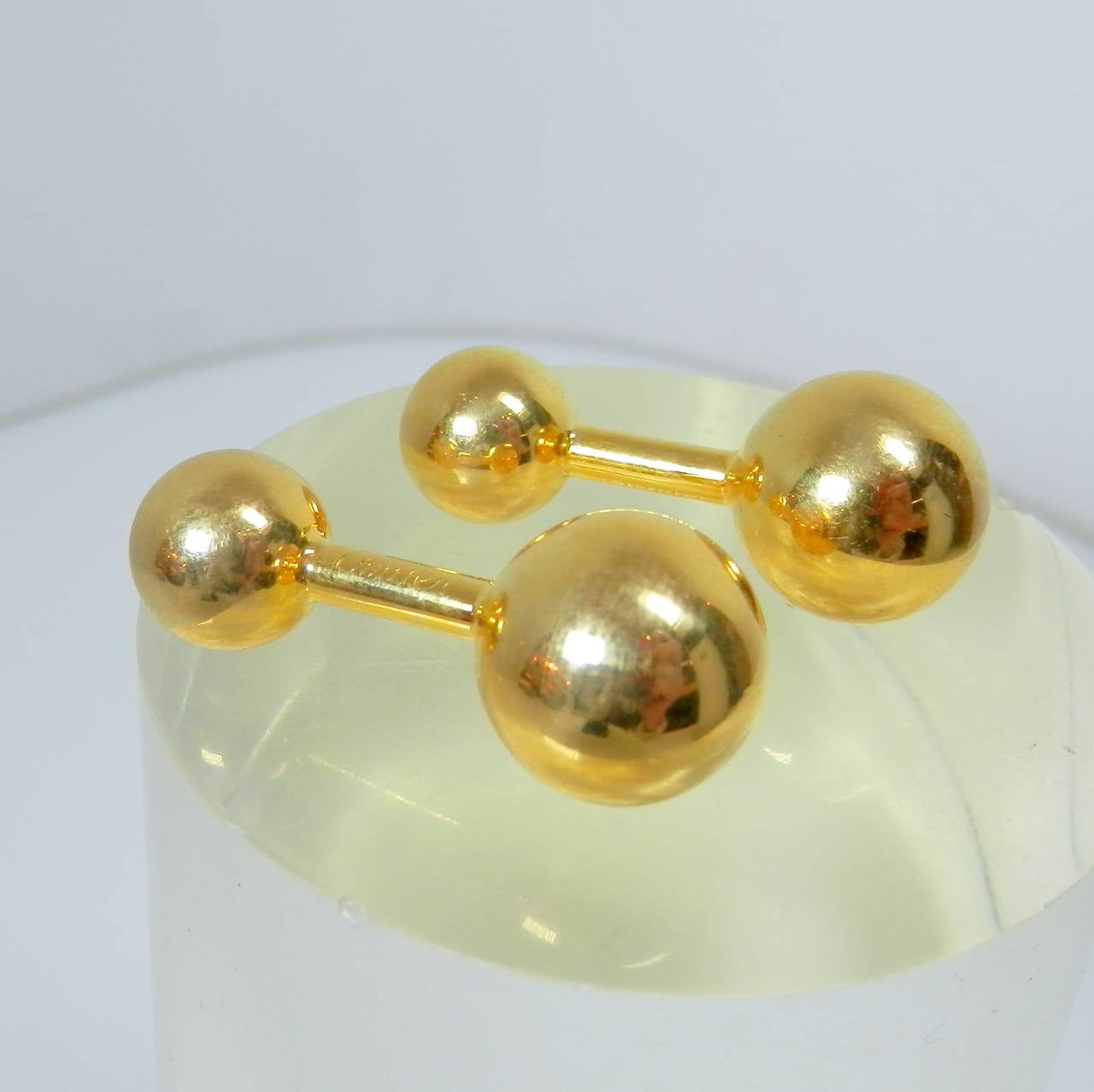 Cartier gold barbell cufflinks at 1stDibs | barbell cufflinks