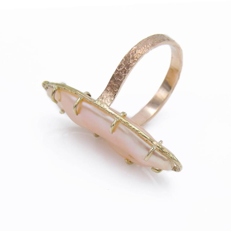 Peach Freshwater Pearl Two Color Gold Ring For Sale at 1stDibs