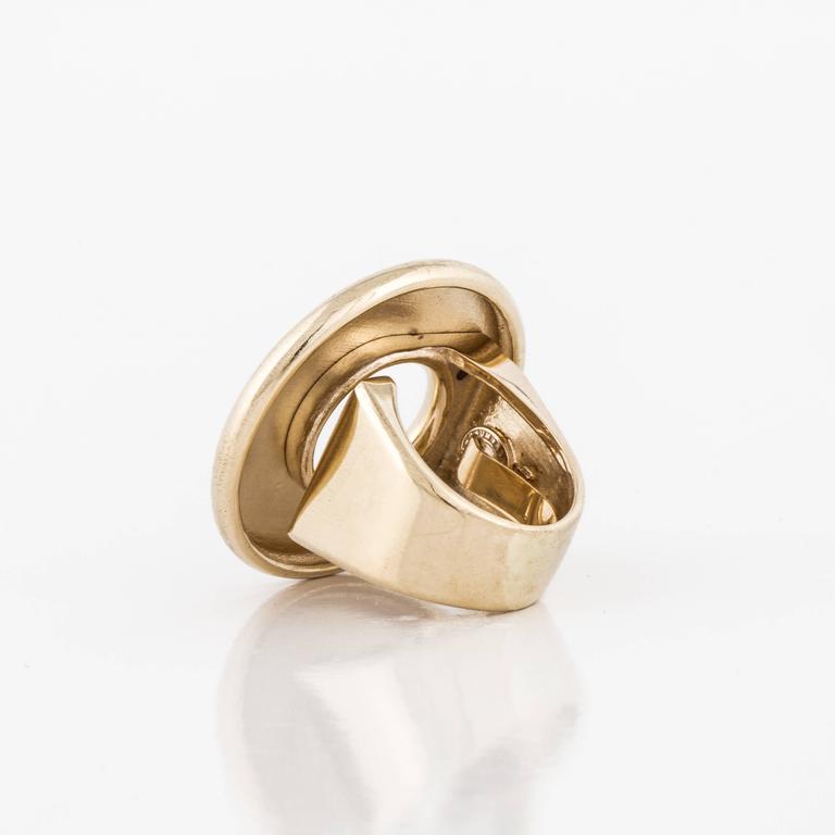 14K Yellow Gold Circle Ring For Sale at 1stDibs
