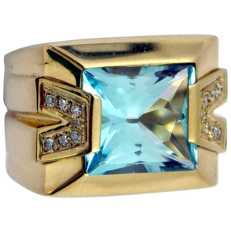 Versace Gold Topaz Diamond Ring For Sale at 1stDibs | versace gold ring 18k