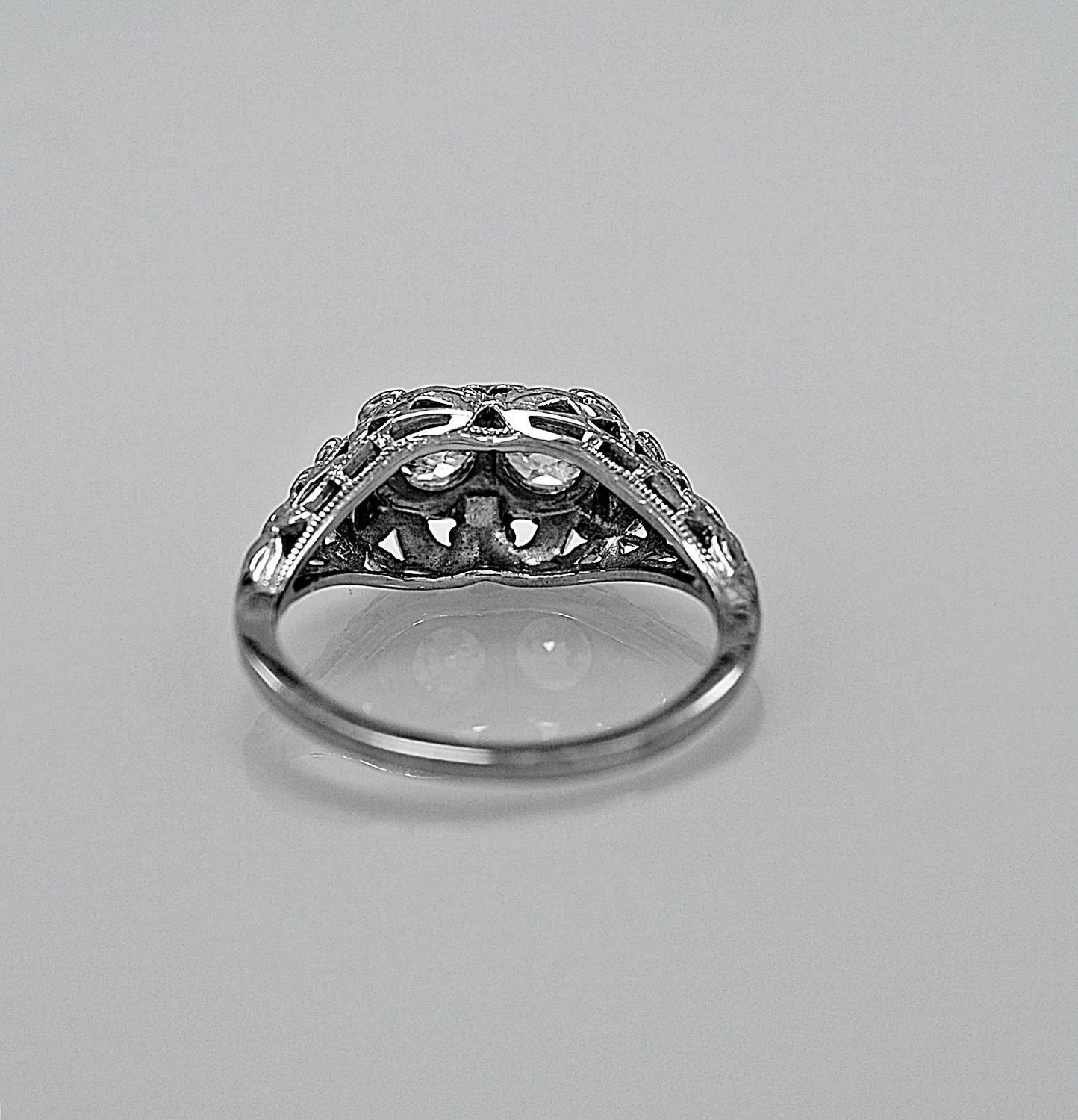 .60 Carat Diamond Gold Engagement Ring For Sale at 1stdibs