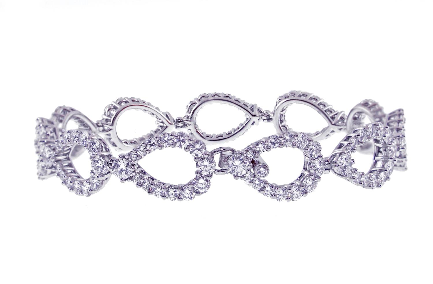 Harry Winston Diamond Loop Bracelet For Sale at 1stdibs