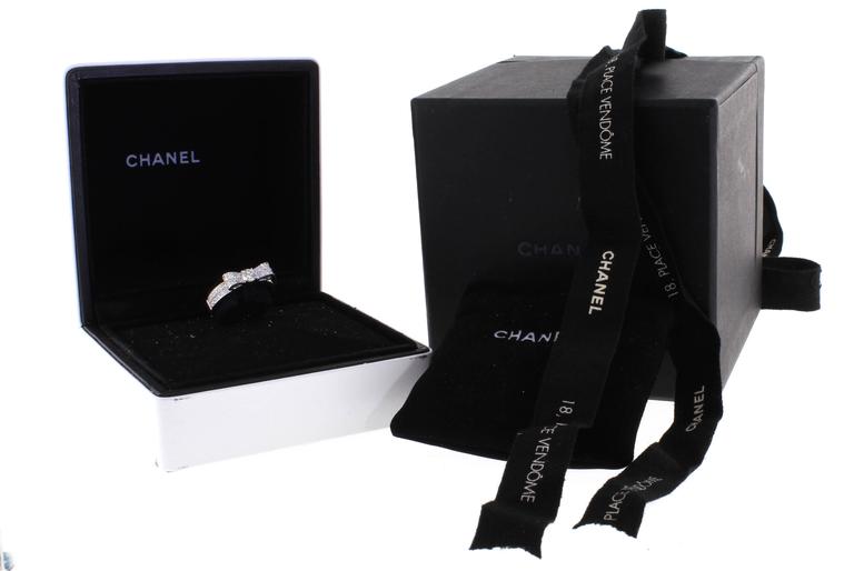 Chanel Ruban Diamond Bow Gold Engagement Ring at 1stDibs | chanel bow ...