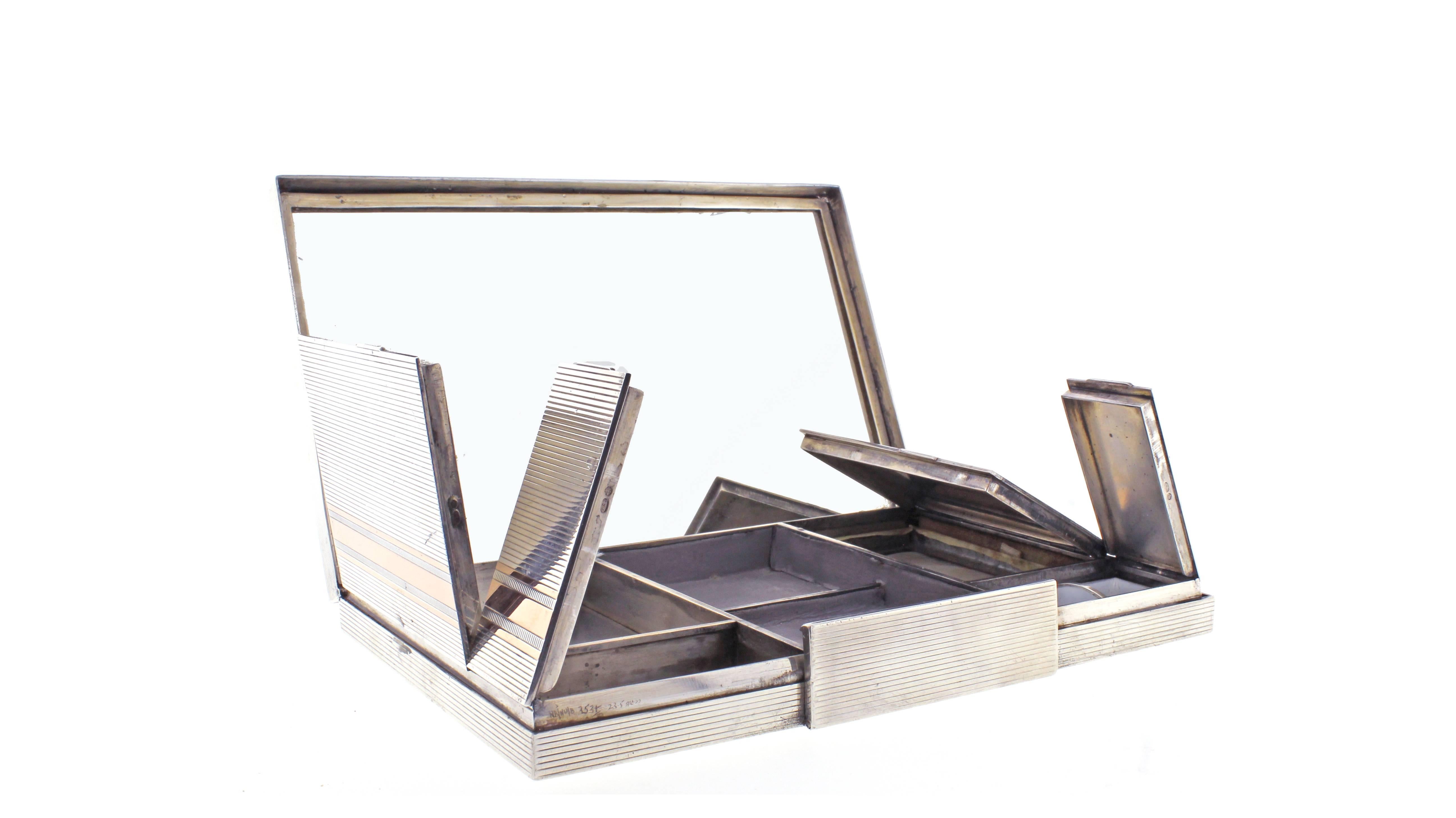 Asprey and Co. Sterling Silver and Gold Vanity Box, London, 1937 at 1stDibs