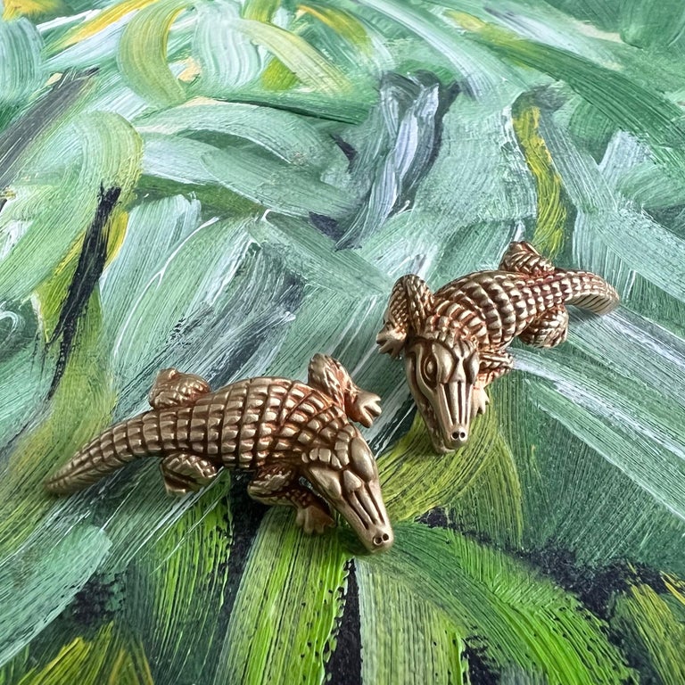 Kieselstein-Cord 18 Karat Yellow Gold Alligator Earrings, 1988 For Sale ...
