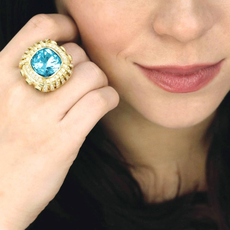 Gorgeous Organo Chic Aquamarine Diamond and Gold Ring For Sale at 1stDibs