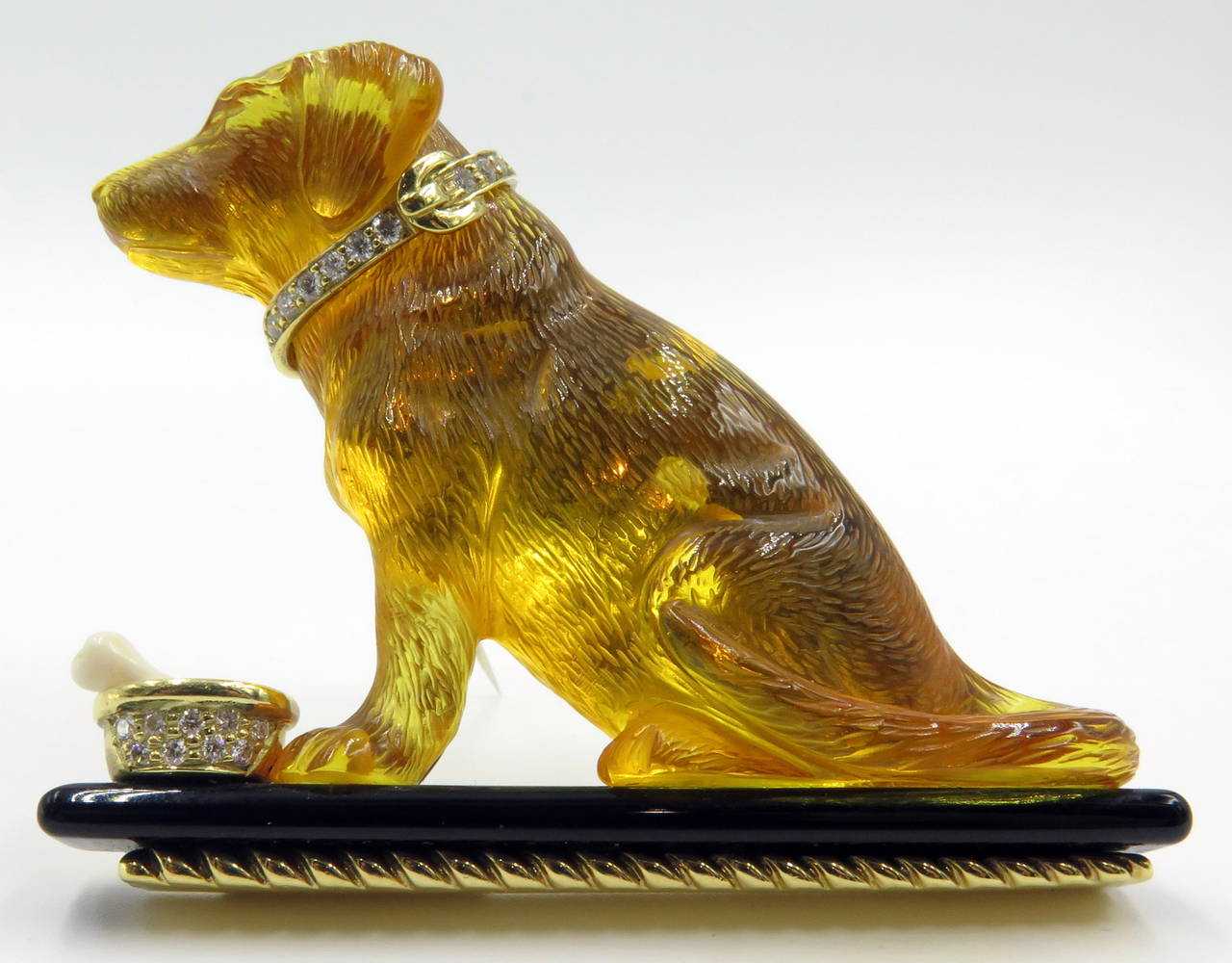 Valentin Magro Large Amber Diamond Gold Labrador Dog Pin at 1stDibs