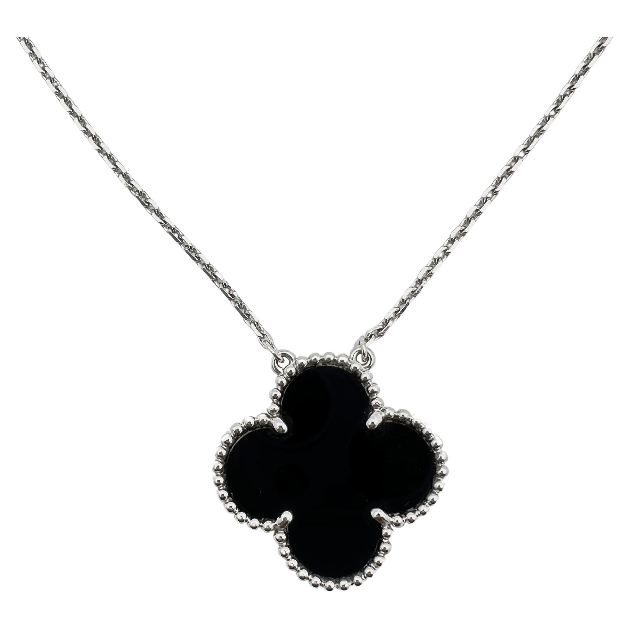 Van Cleef and Arpels Black Onyx Fifth Avenue Magic Alhambra Pendant at ...