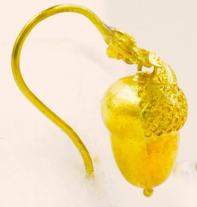Antique Gold Acorn Earrings at 1stDibs | gold acorn drop earrings