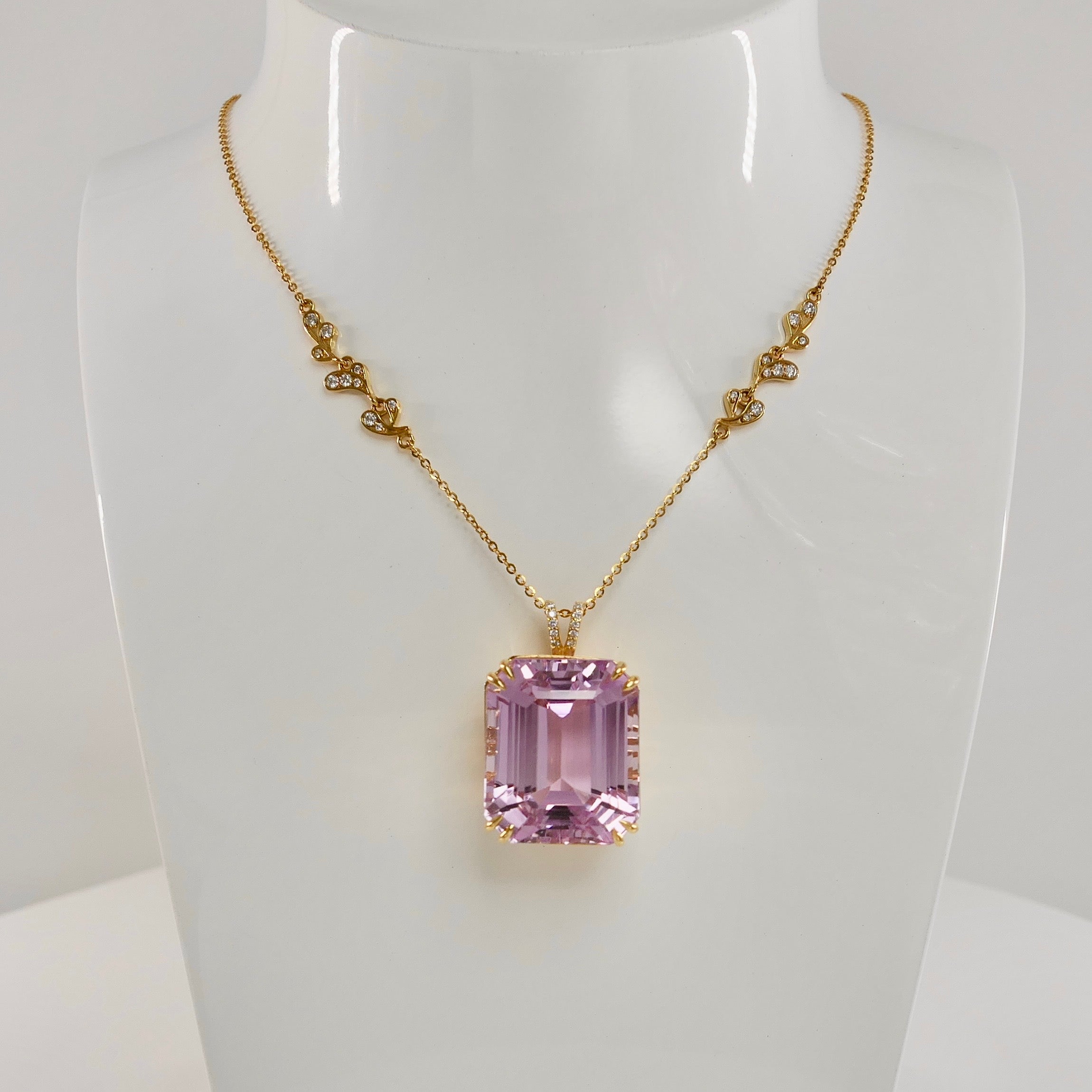 *Sales* IGI 14K 11.57 Ct Santa Maria Aquamarine Art Deco Style Pendant Necklace For Sale at 1stDibs