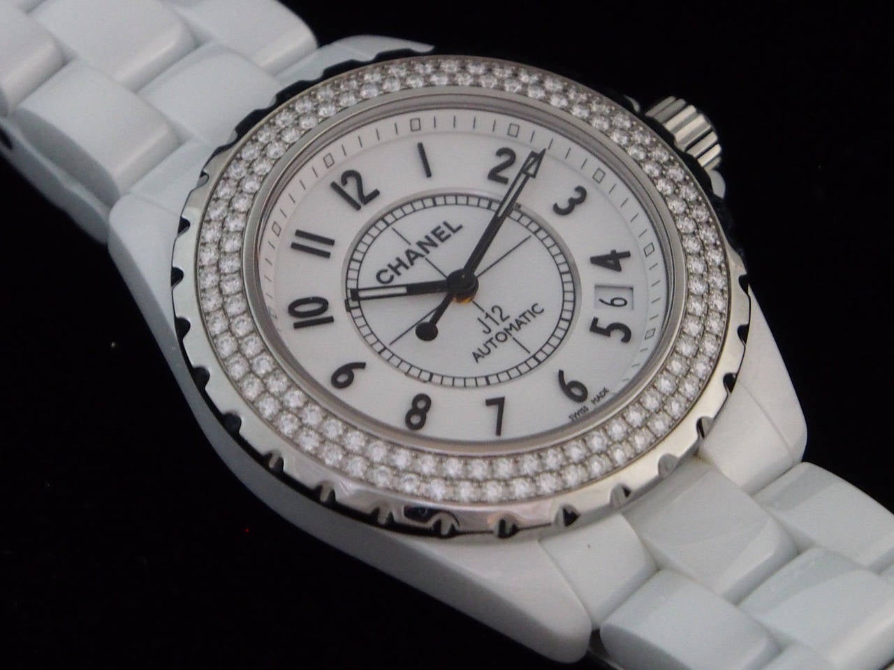 Chanel Lady's White Ceramic J12 Automatic Wristwatch with Diamond Bezel ...