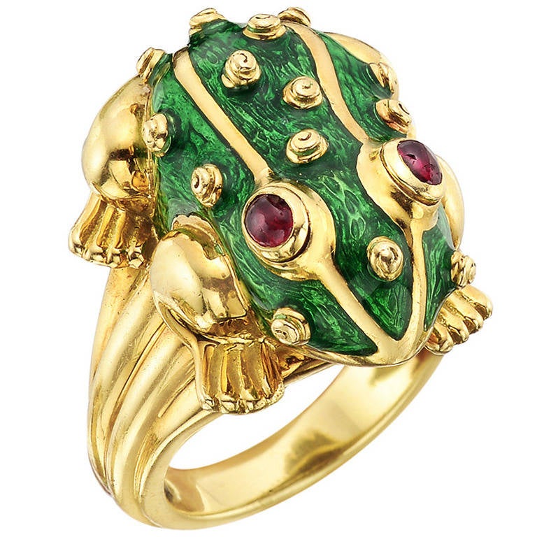 David Webb Green Enamel Gold Frog Ring at 1stDibs