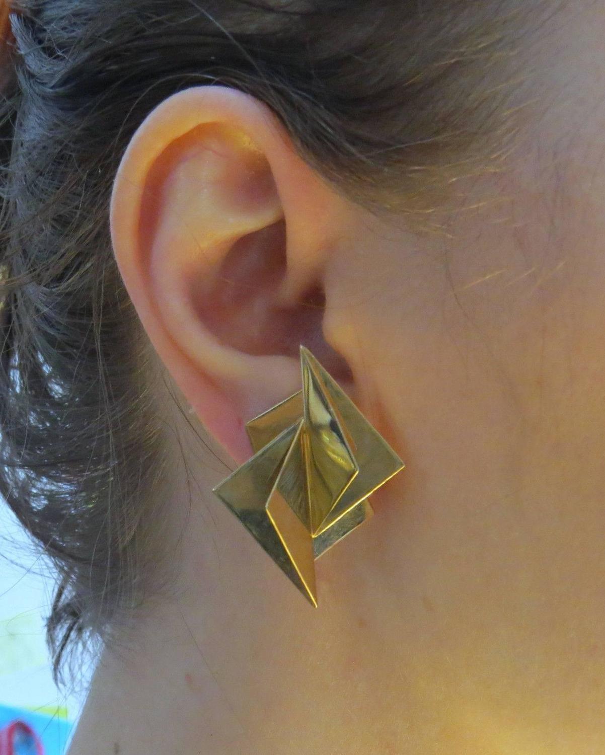 Modernist Gold Geometric Earrings at 1stdibs