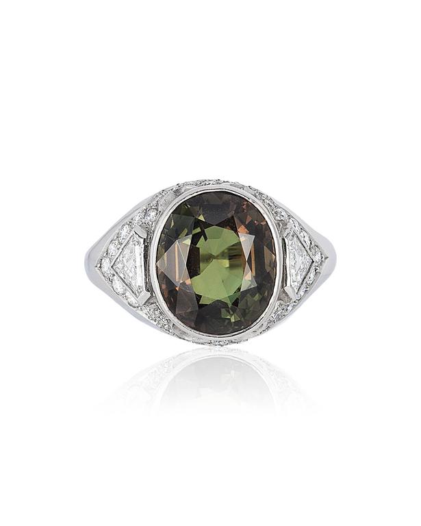 Alexandrite Diamond platinum Ring For Sale at 1stDibs