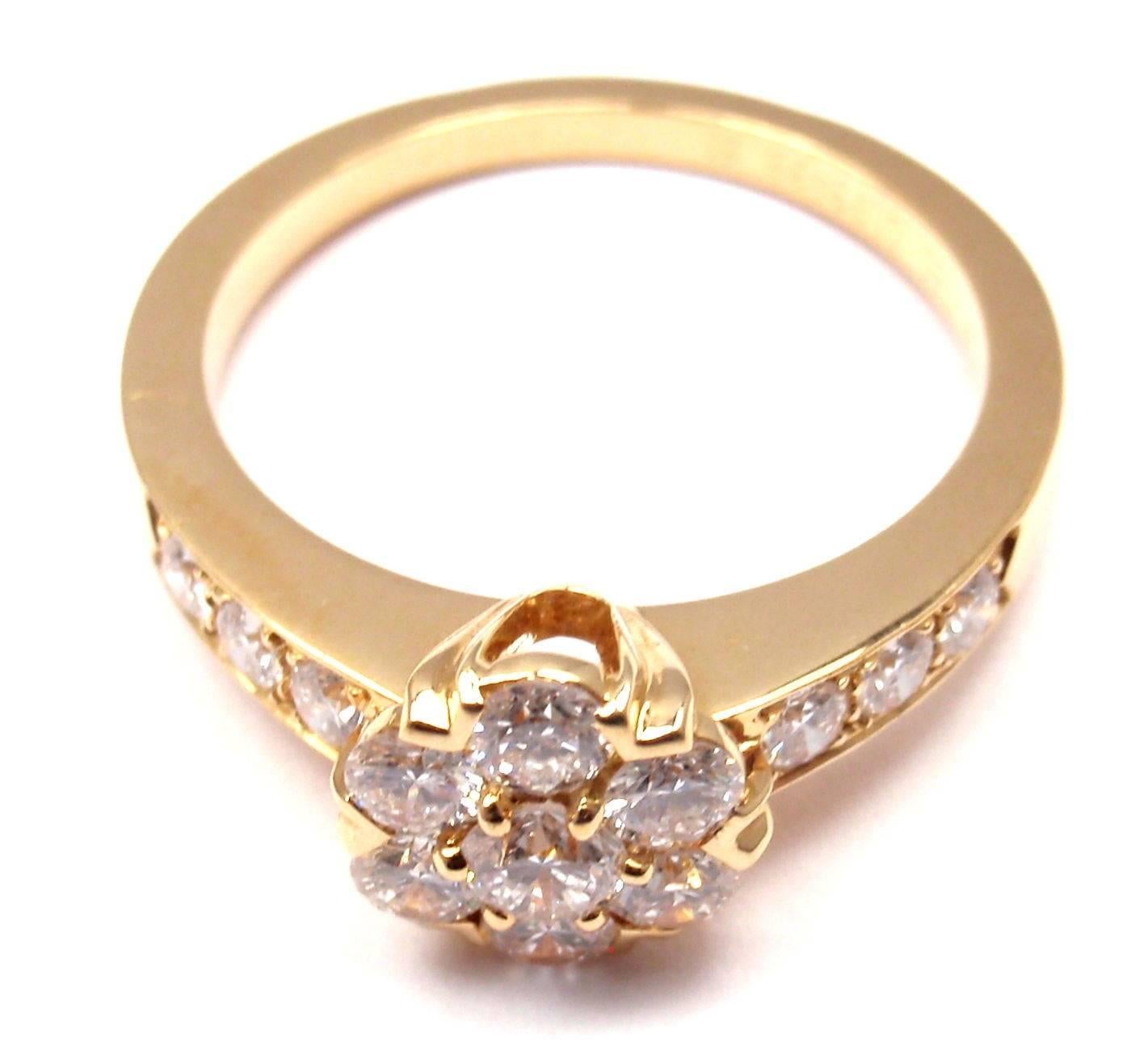 Van Cleef and Arpels Diamond gold Small Fleurette Ring at 1stDibs | van ...