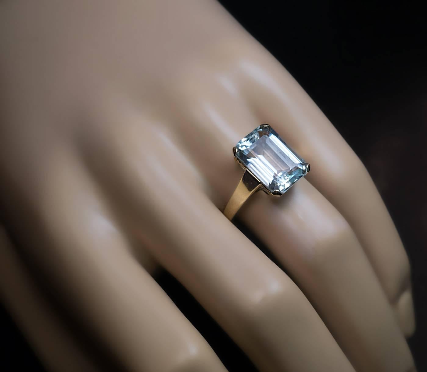 6 Carat Aquamarine Gold Ring at 1stDibs