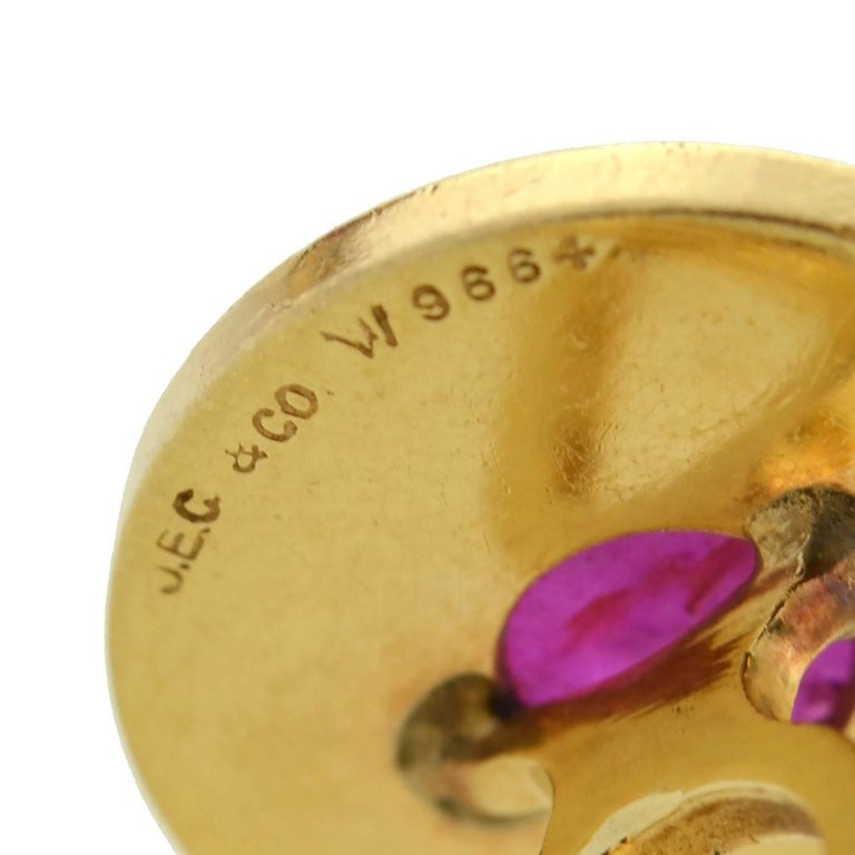 J.E. Caldwell Retro Burmese Ruby Cabochon Gold Cufflinks For Sale at ...