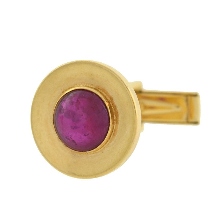 J.E. Caldwell Retro Burmese Ruby Cabochon Gold Cufflinks For Sale at ...