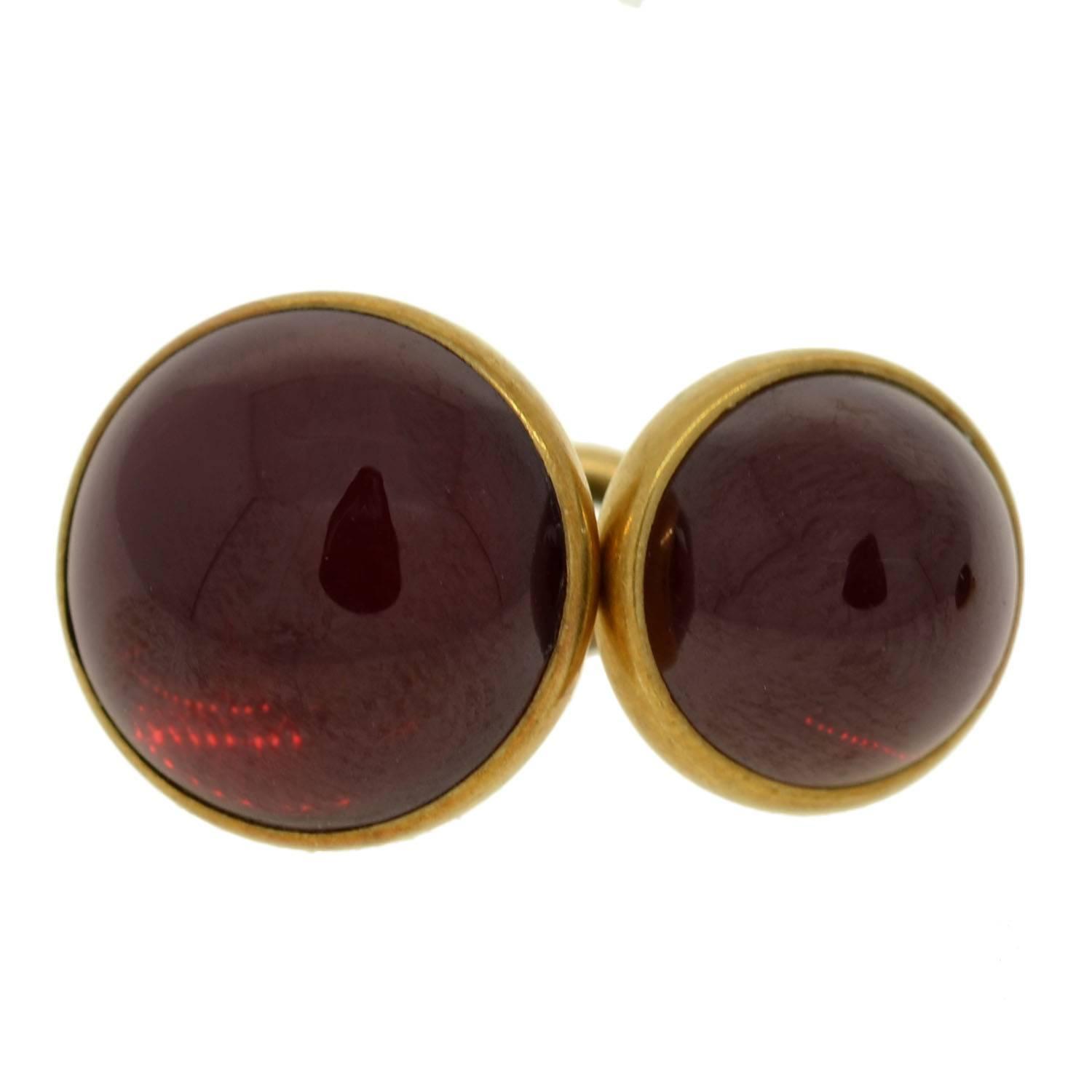 Late Art Deco Cabochon Garnet Gold Cufflinks at 1stdibs