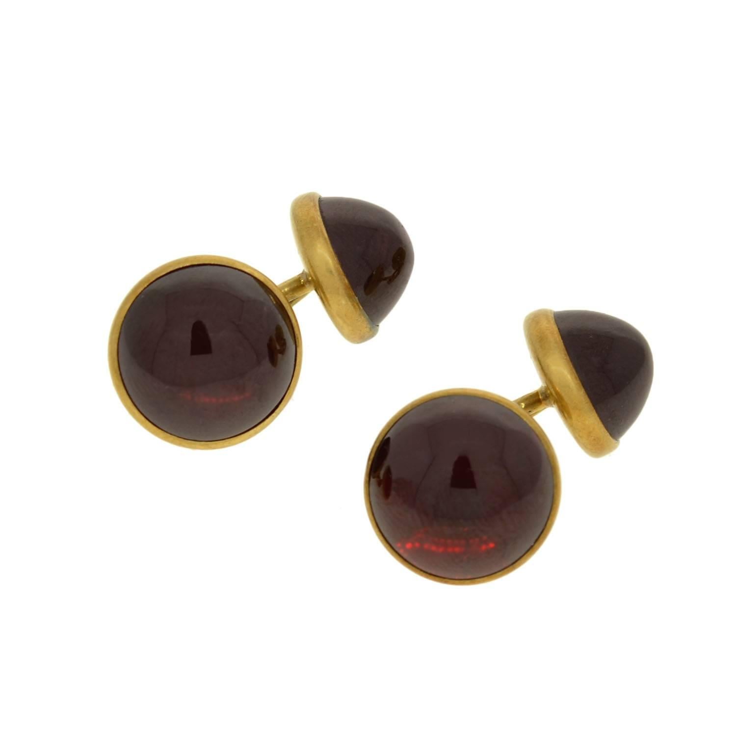 Late Art Deco Cabochon Garnet Gold Cufflinks at 1stDibs