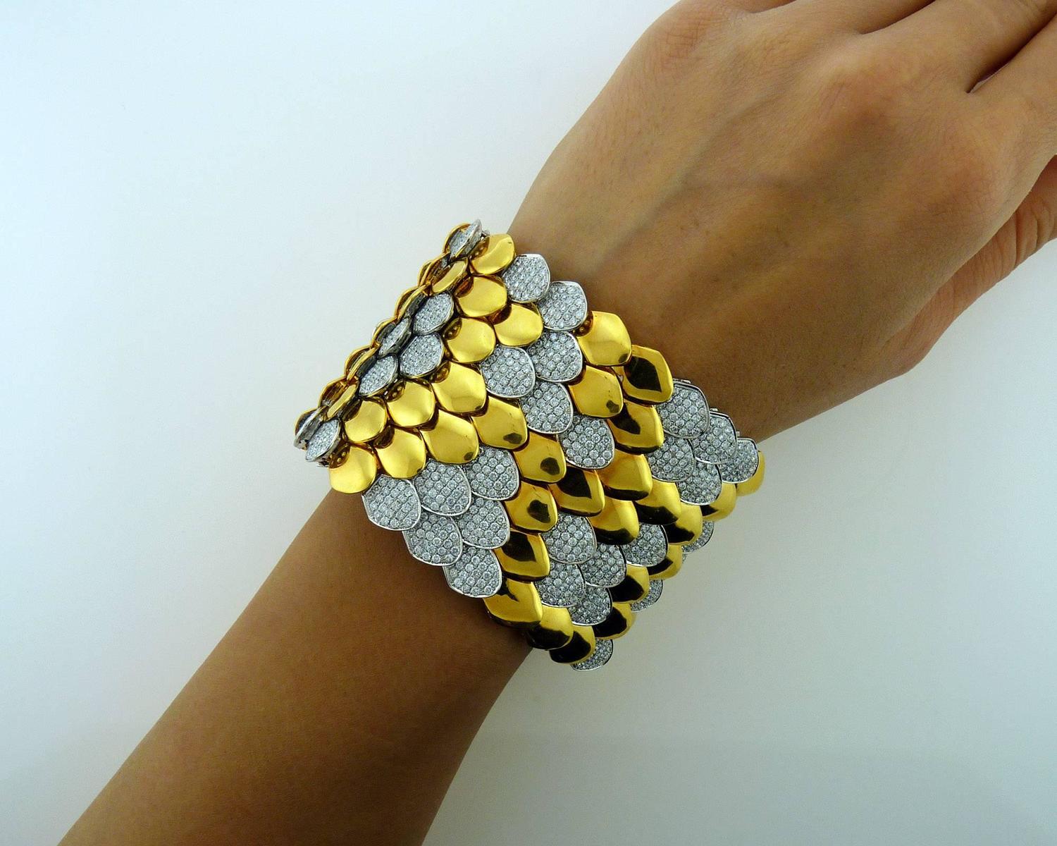 Diamond Gold Fish Scale Flexible Wide Bracelet For Sale at 1stdibs