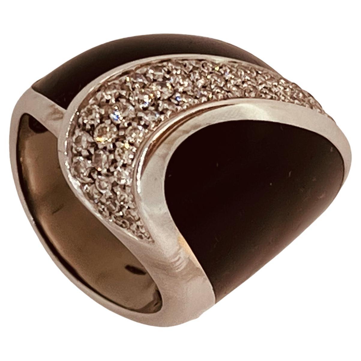 Gavello 18ct White Gold and Black Enamel Ring with a Raised 0.6ct Pave Diamonds For Sale at ...